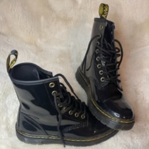 Dr. Martens | Shoes | Doc Martens Shiny Black Lace Up Boots | Poshmark